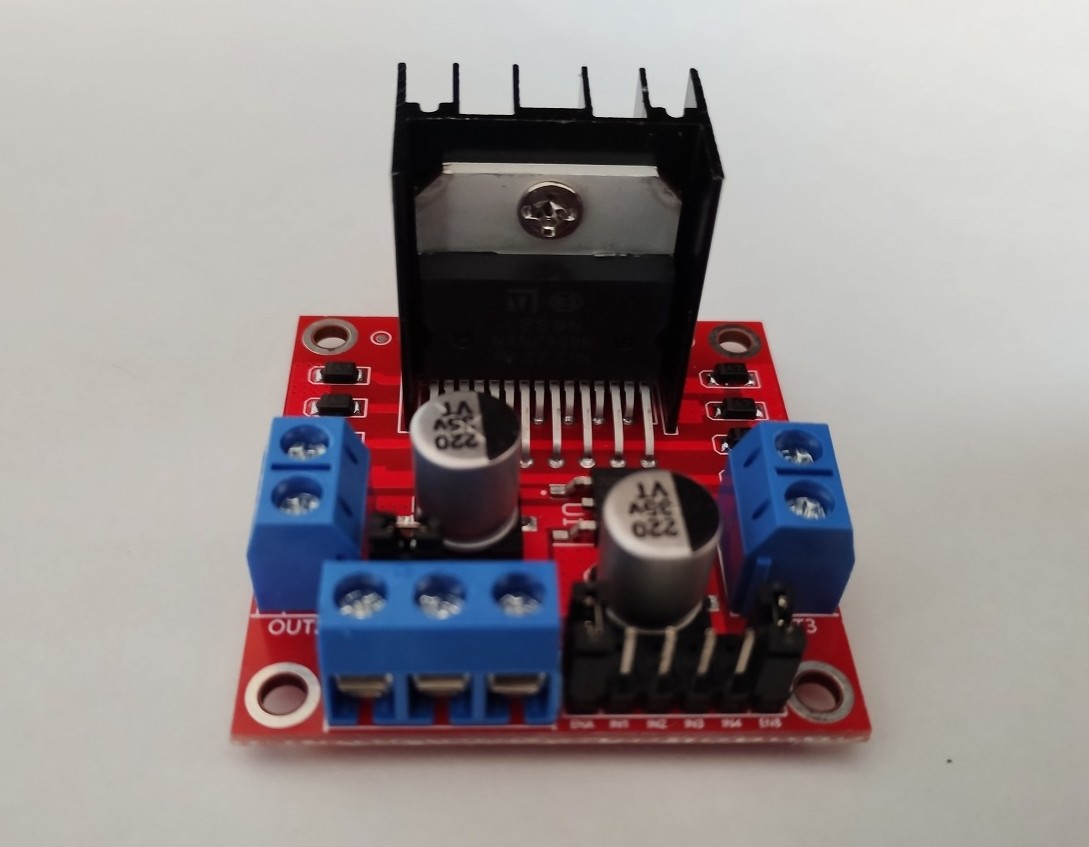 L298NモータードライバにアップデートしてRaspberry PiでDCモーターをスムーズに回せるようになりました | MiyaBee-Craft